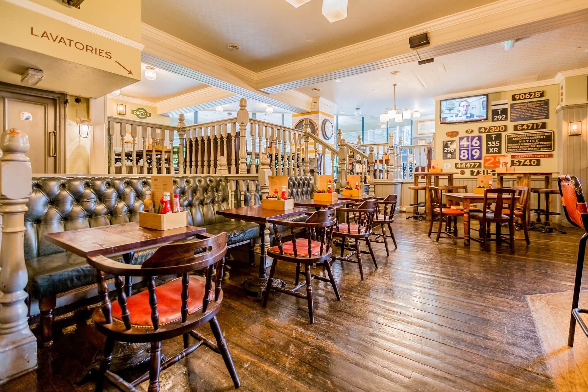 The Doric Arch - Fuller's Pub and Restaurant in Euston